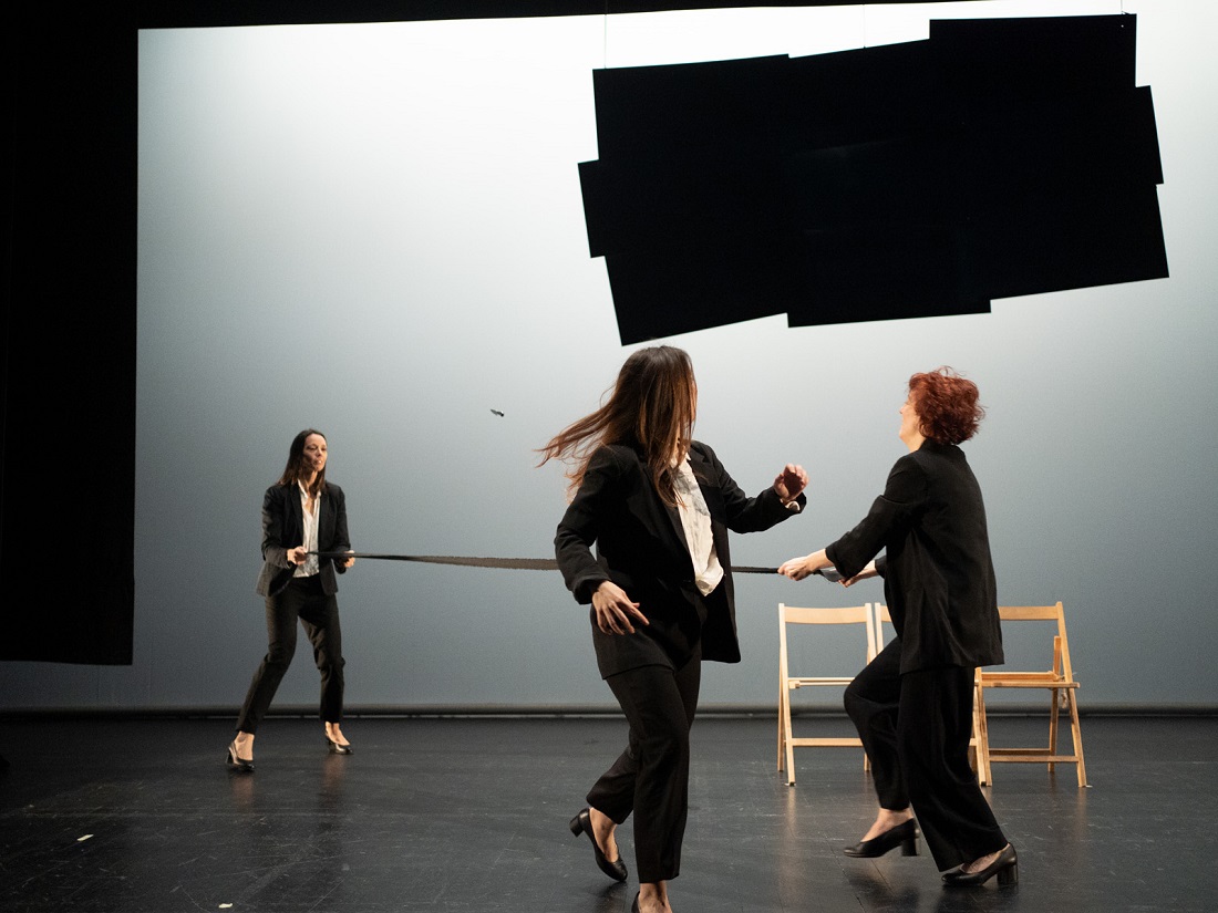 Os ecos de ‘Come & Go’, de Helena Salgueiro – a cuerpo de baile